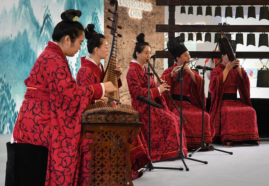 GLOBALink | Fine traditional Chinese culture emerges as new fad-China Story